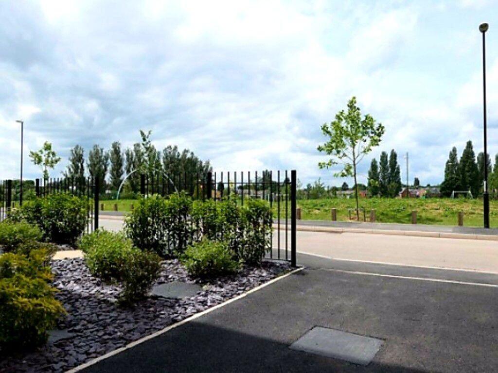 4 bedroom house for rent Turnstone View, Coventry, CV4 8AL | UniHomes