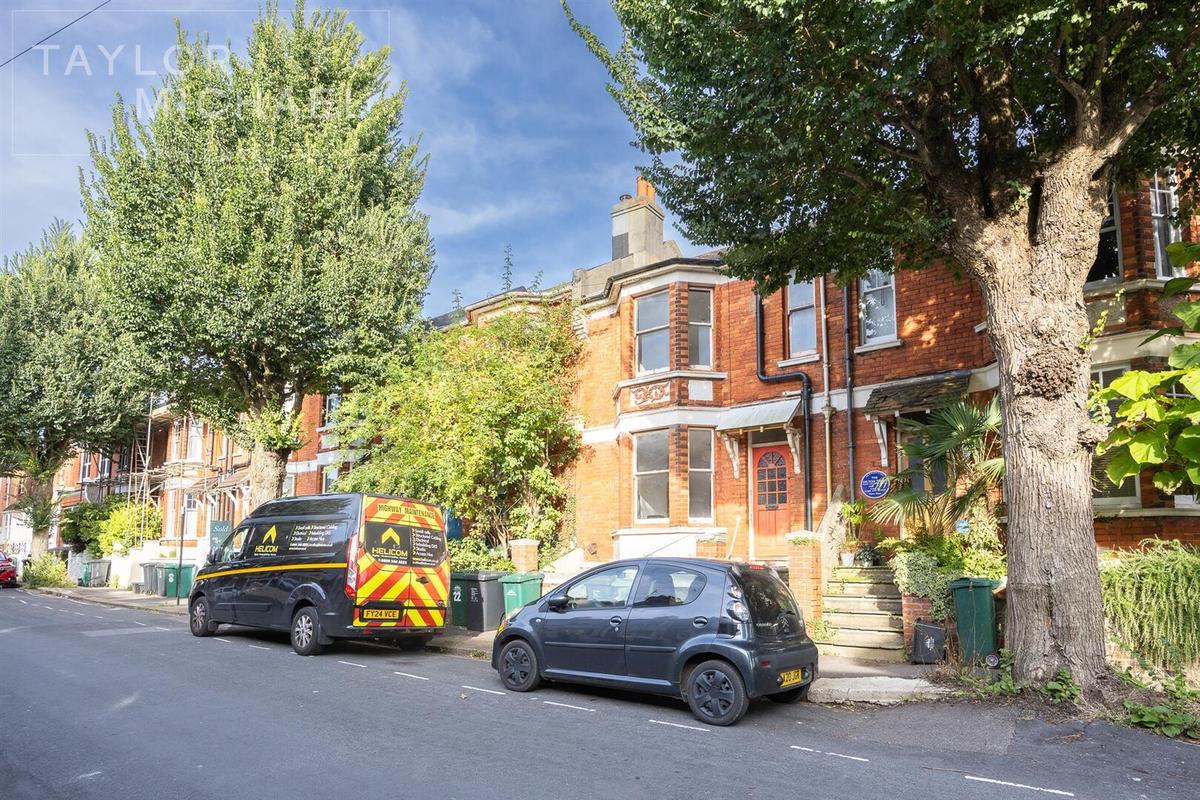 4 bedroom house for rent Riley Road, Brighton, BN2 4AH | UniHomes