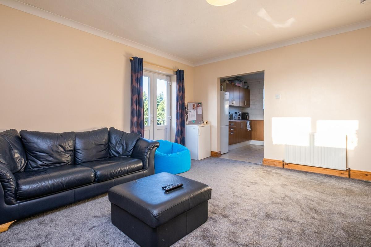 5 bedroom house for rent Redhill Drive Redhill Bournemouth, BH10 6AJ ...