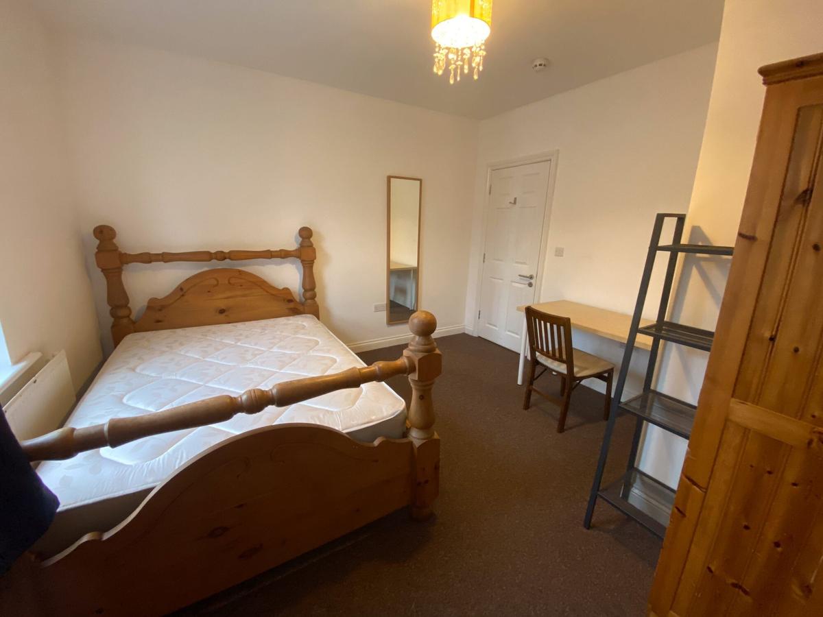 6 bedroom house for rent Addington Road Reading, RG1 5PX | UniHomes