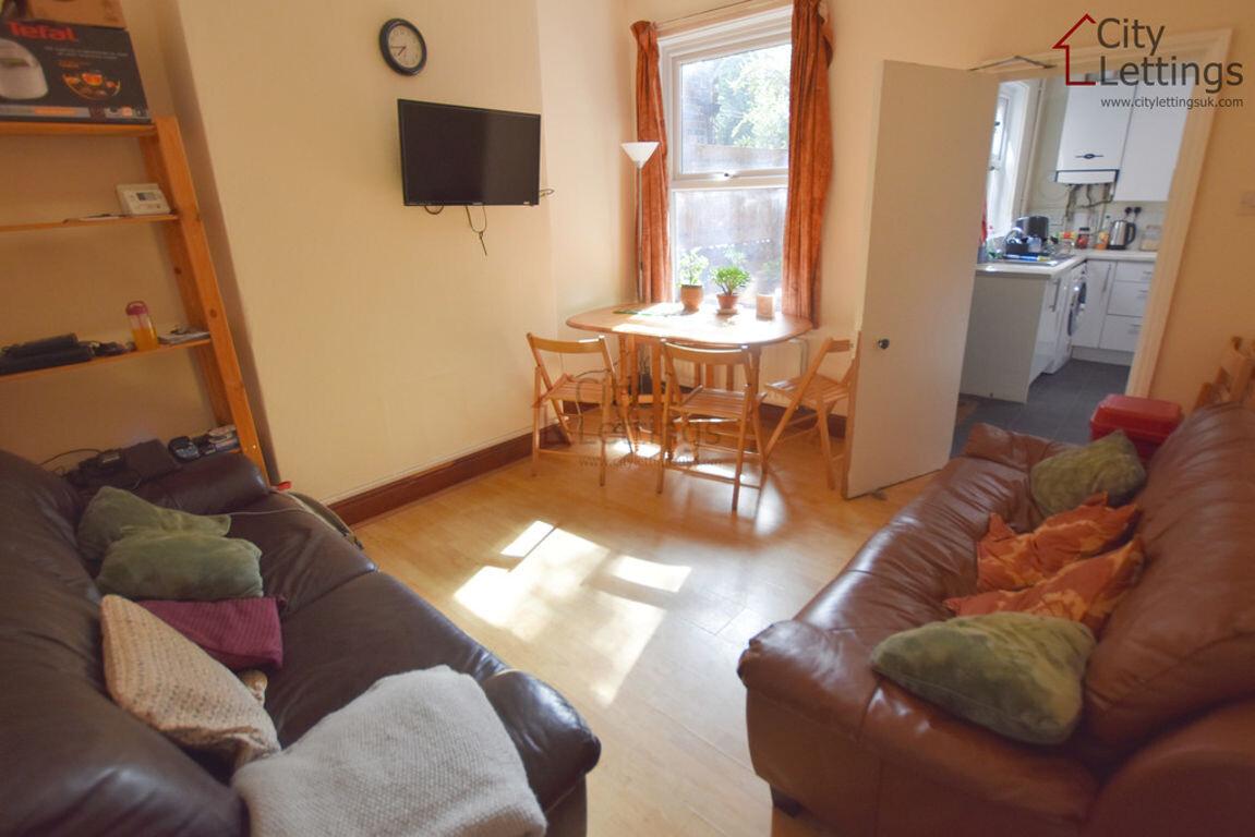 4 bedroom house for rent Church Grove, Nottingham, NG7 2FG | UniHomes