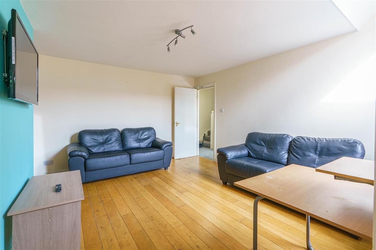 6 bedroom apartment for rent Tavistock Road Newcastle, NE2 3HY | UniHomes