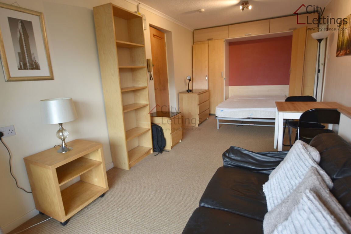 1 bedroom studio apartment for rent Castle Gardens Nottingham, NG7 1HH ...