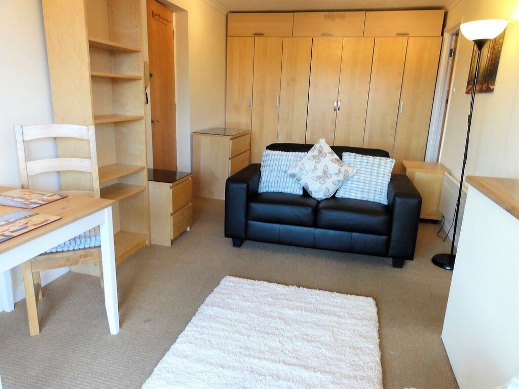 1 bedroom studio apartment for rent Castle Gardens Nottingham, NG7 1HH ...