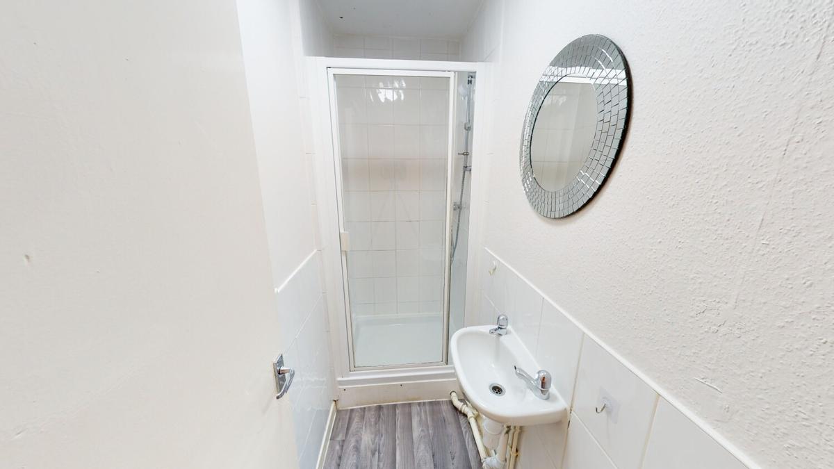 5 bedroom house for rent Portland Road Nottingham, NG7 4GN | UniHomes