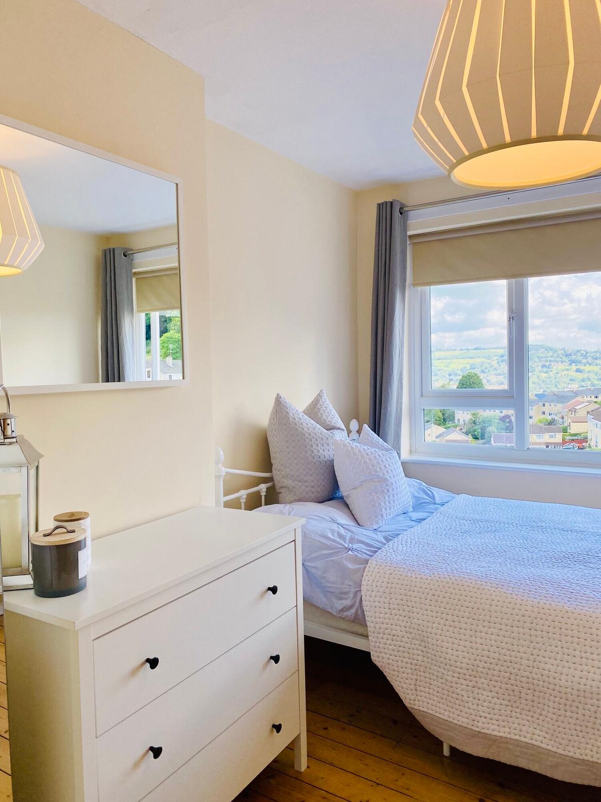 4 bedroom house for rent Edgeworth Road Bath, BA2 2LU | UniHomes