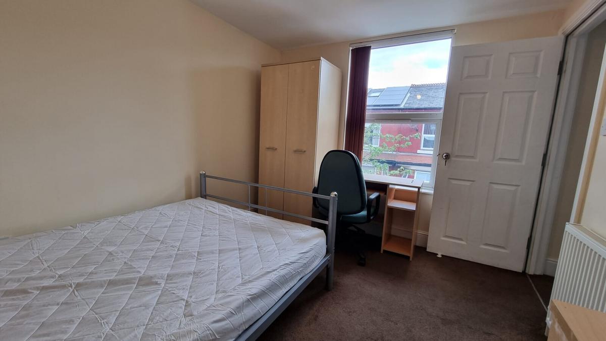 6 bedroom house for rent Manchester, Manchester, M14 4DG | UniHomes