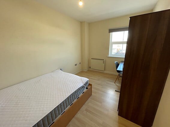 3 bedroom apartment for rent Edric House, The Rushes, Loughborough ...