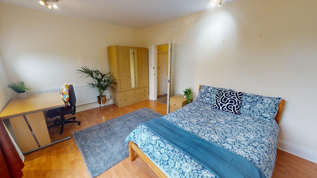5 bedroom house for rent Cromwell Street Nottingham, NG7 4GJ | UniHomes