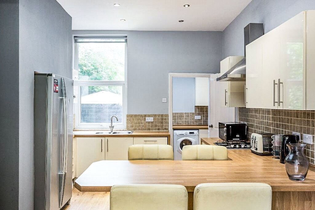 4 bedroom house for rent Aubrey Road Manchester, M14 6SE | UniHomes