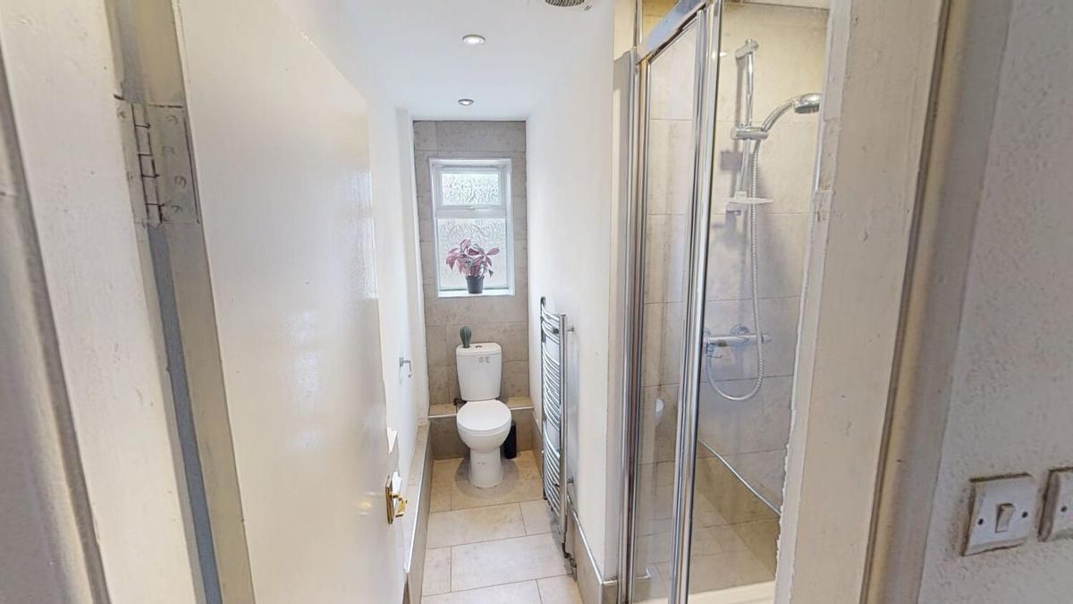 5 bedroom house for rent 16A Colville Street Nottingham, NG1 4HQ | UniHomes