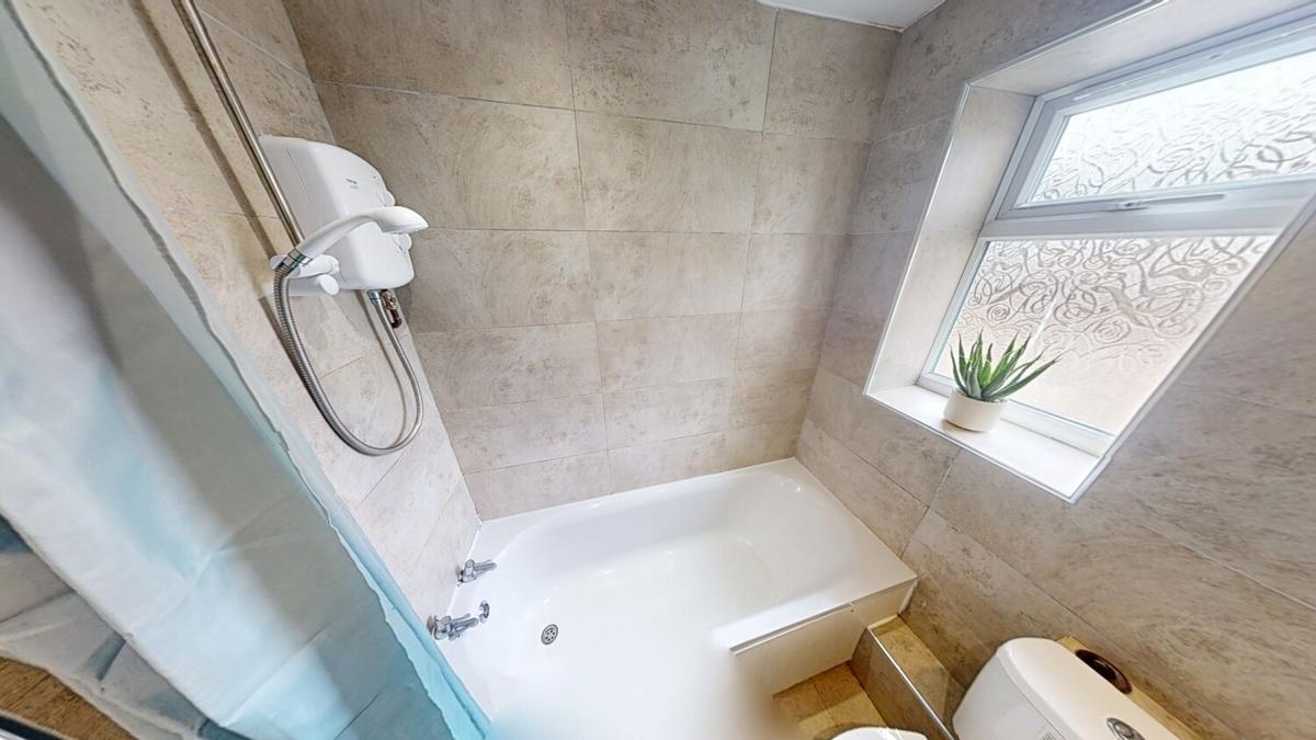 5 bedroom house for rent 16A Colville Street Nottingham, NG1 4HQ | UniHomes