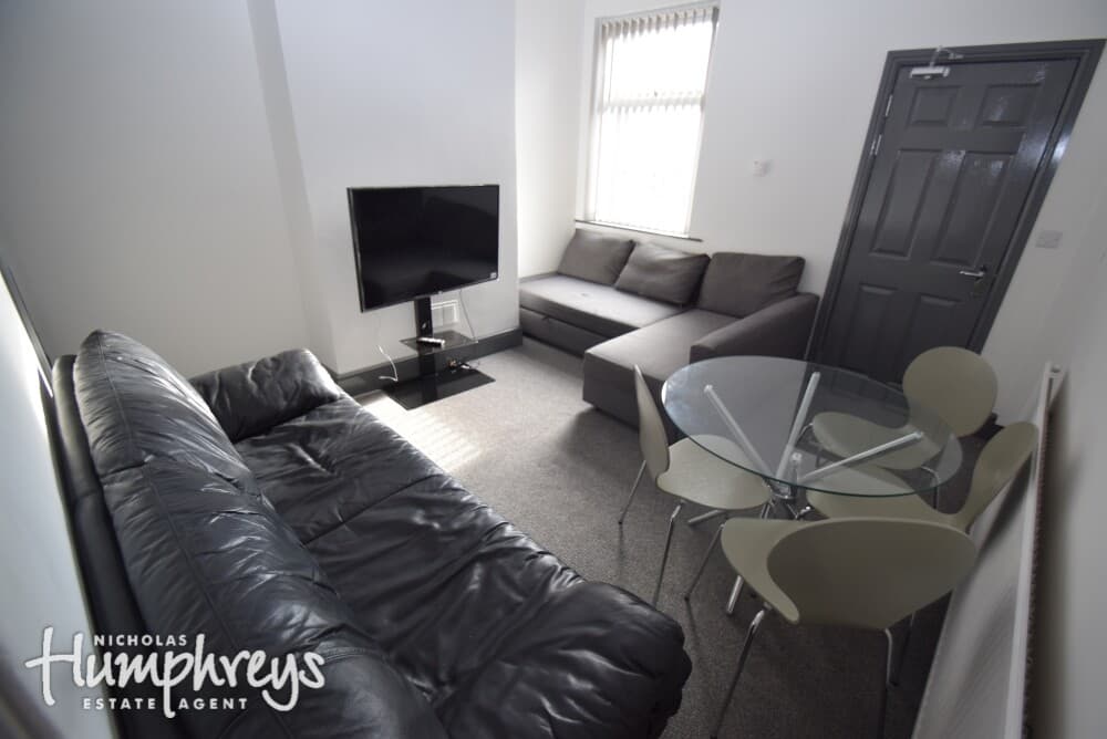 3 Bedroom House For Rent Crowther Street Stoke On Trent St4 2er