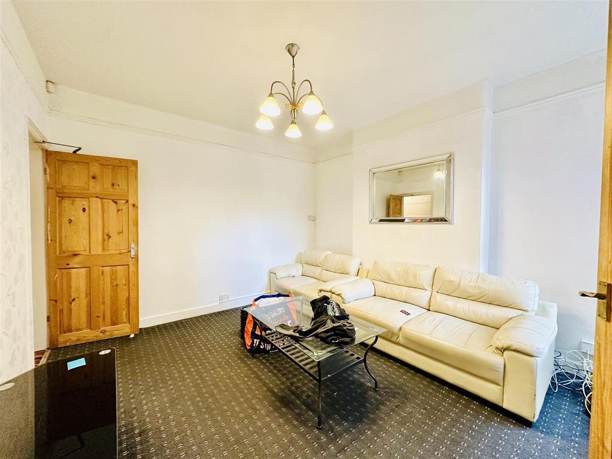 4 bedroom house for rent Lenton Boulevard Nottingham, NG7 2BZ | UniHomes