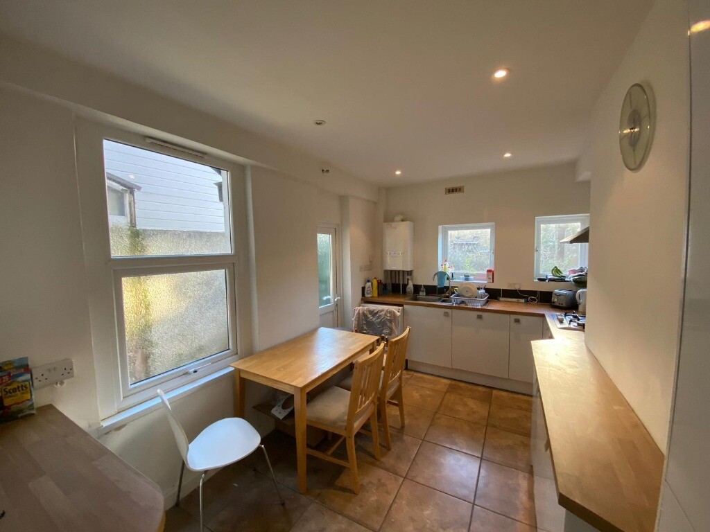 4 bedroom house for rent St Annes Road Exeter, EX1 2QD | UniHomes