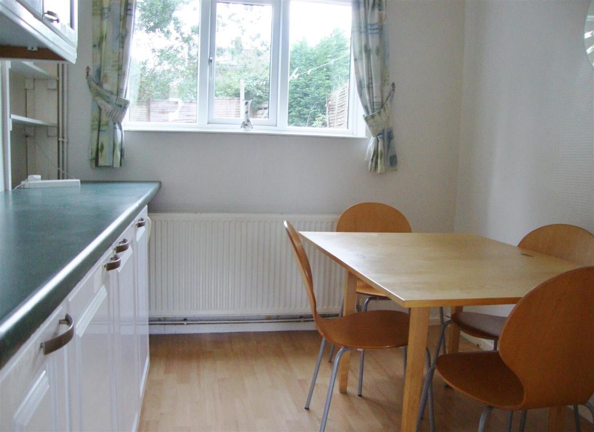 3 bedroom house for rent Rickyard Surrey, GU2 8JR | UniHomes