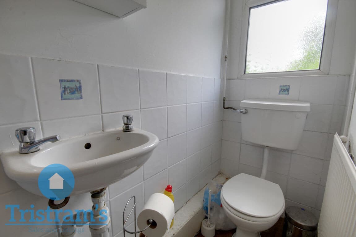 3 Bedroom House For Rent Anslow Avenue Nottingham Ng9 2sw Unihomes