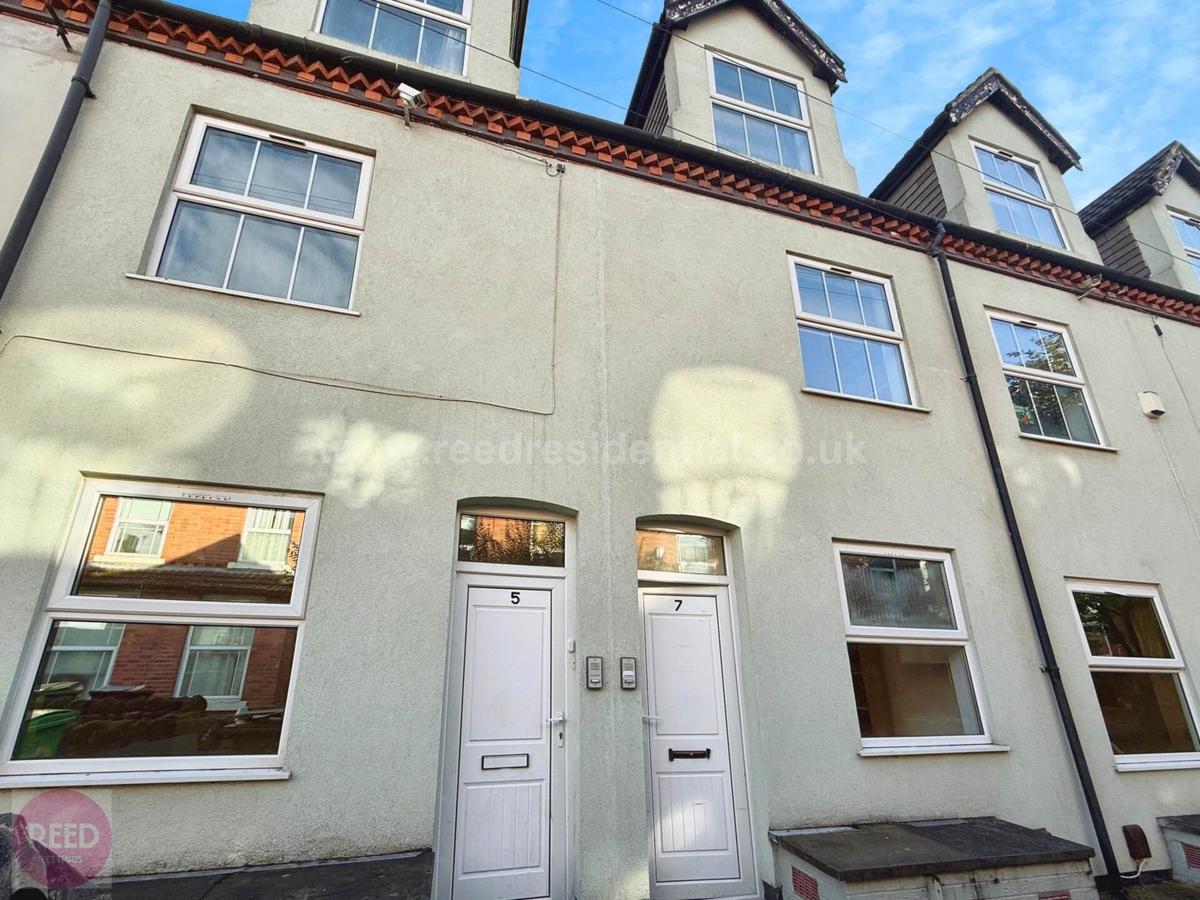 6 bedroom house for rent Frederick Grove Lenton, Nottingham, NG7 1SG ...