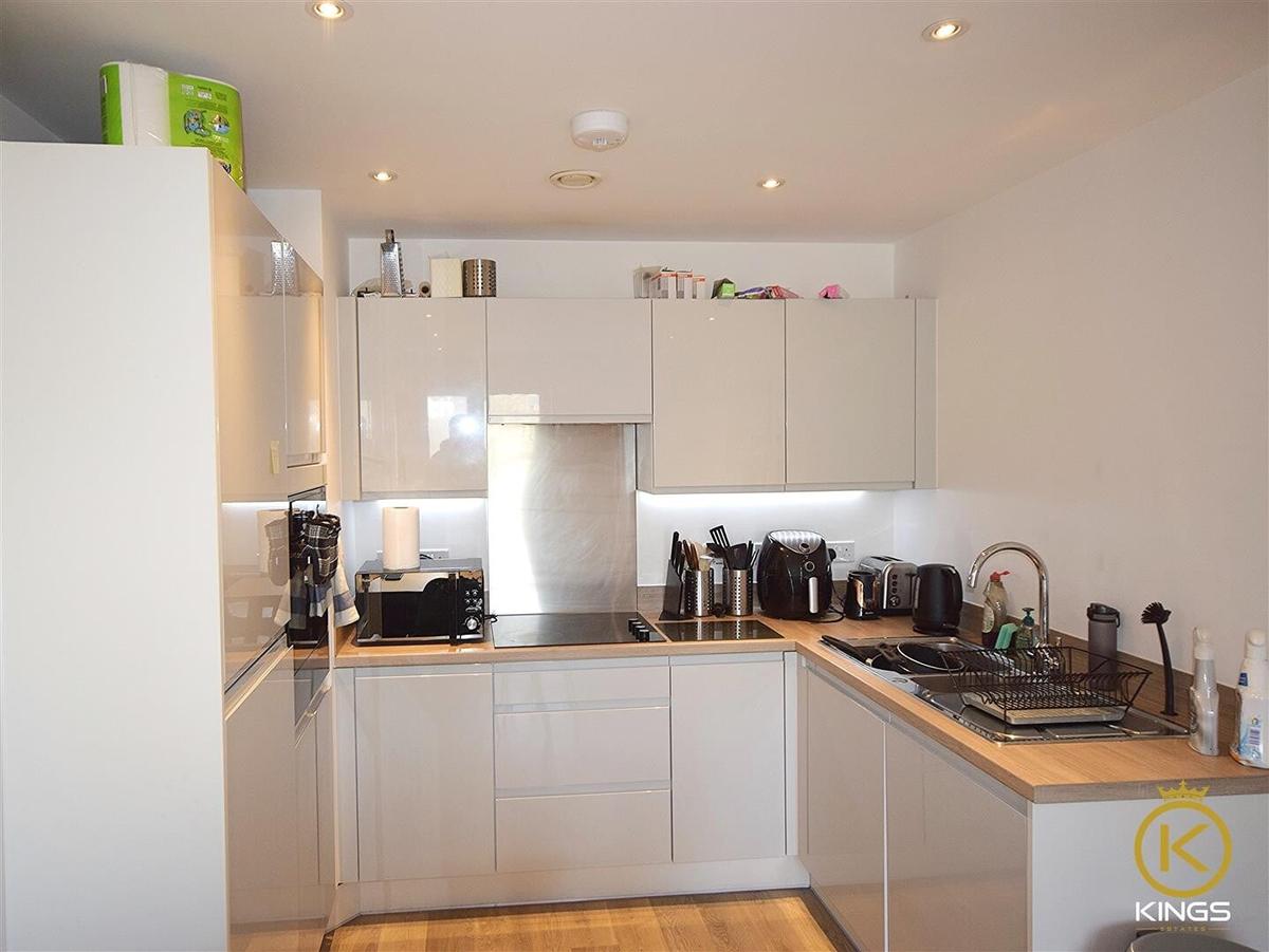 2 bedroom apartment for rent Station View, Surrey, GU1 4AR | UniHomes