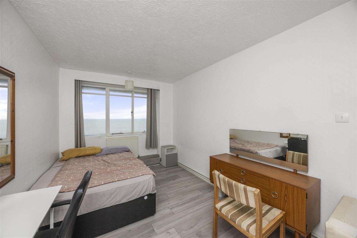 2 bedroom apartment for rent Kings Road Brighton, BN1 2PX | UniHomes