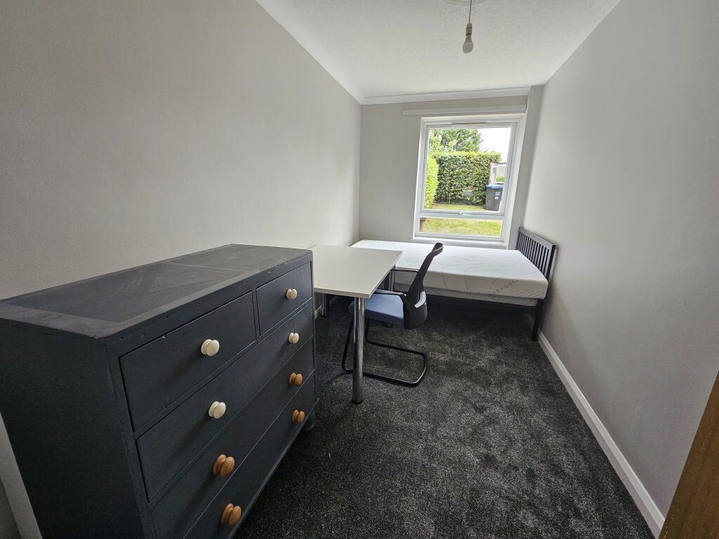 5 bedroom house for rent Stockbreach Close, Hertfordshire, AL10 0BA ...