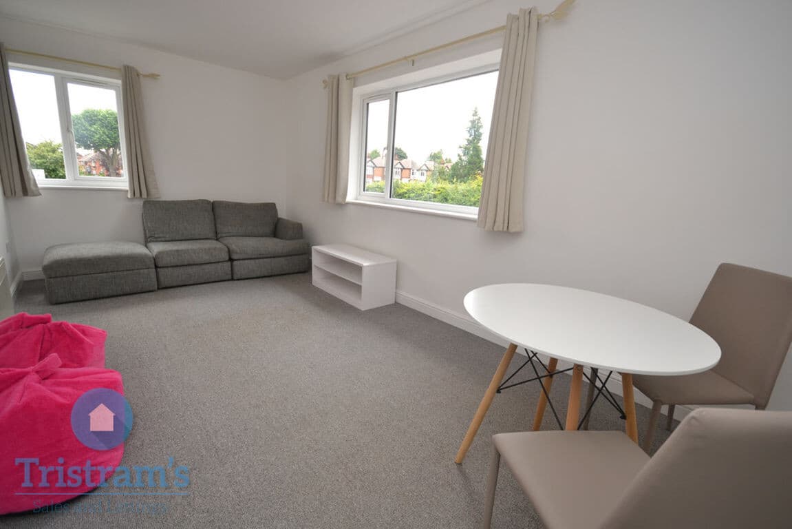 2 Bedroom Apartment For Rent Derby Road Nottingham Ng9 2tj Unihomes