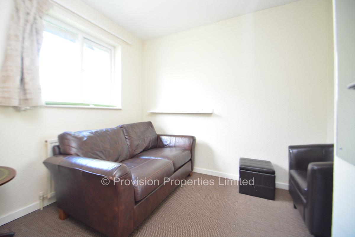 4 bedroom house for rent Well Close Rise Leeds Leeds, LS2 9ET | UniHomes