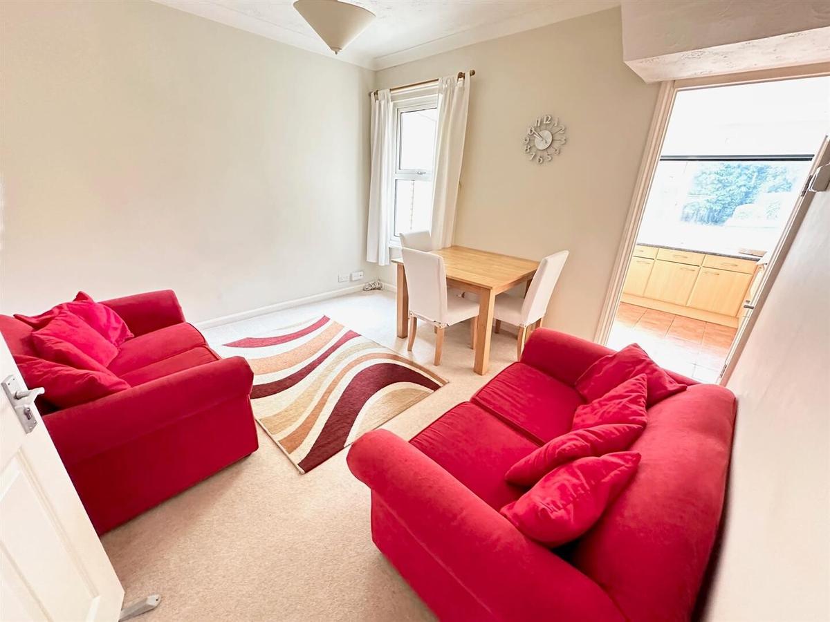 3 bedroom house for rent Bridge Road, London, UB8 2QW | UniHomes