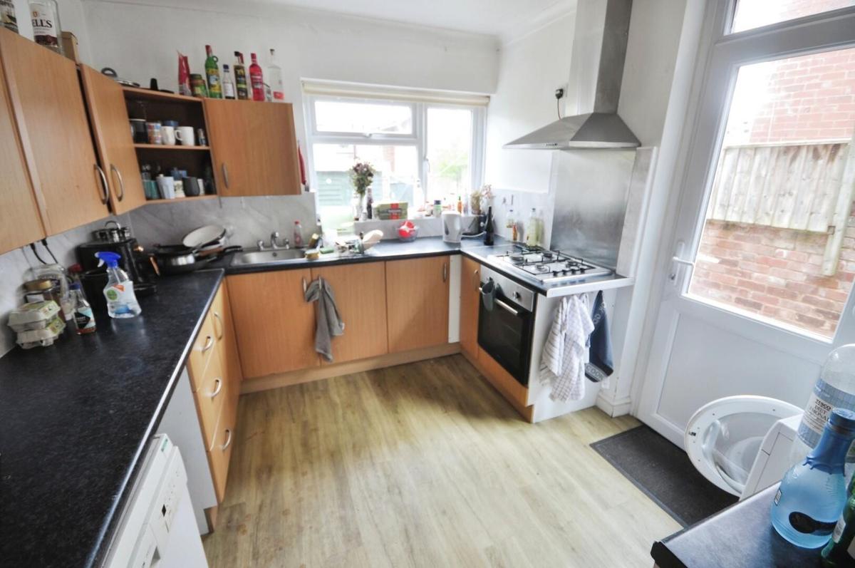 6 bedroom house for rent St. Johns Road Exeter, EX1 2HR | UniHomes