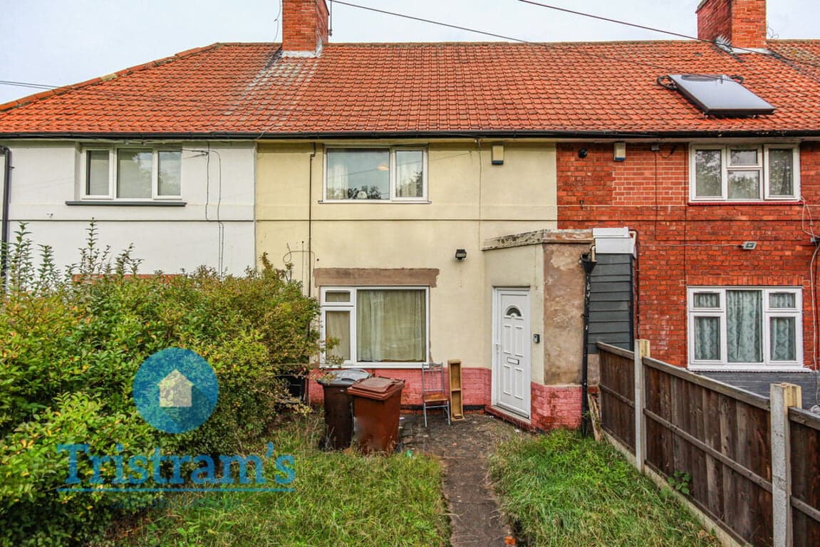 3 Bedroom House For Rent Woodside Road Nottingham Ng9 2sd Unihomes