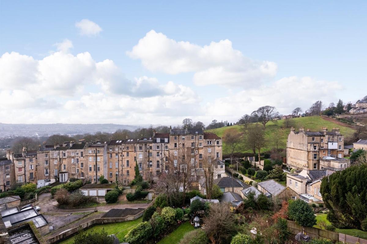 2 bedroom apartment for rent Park Street, Bath, BA1 2TE | UniHomes