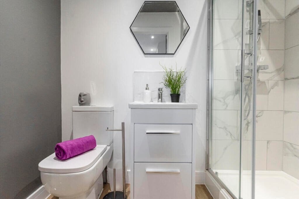 7 bedroom house for rent Fawcett Road Portsmouth, PO4 0DF | UniHomes