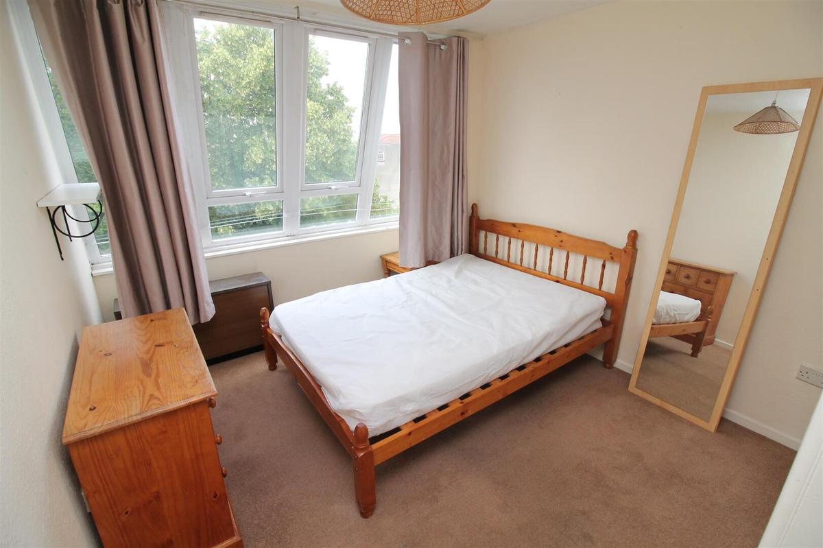 3 bedroom apartment for rent High Kingsdown Bristol, BS2 8DG | UniHomes