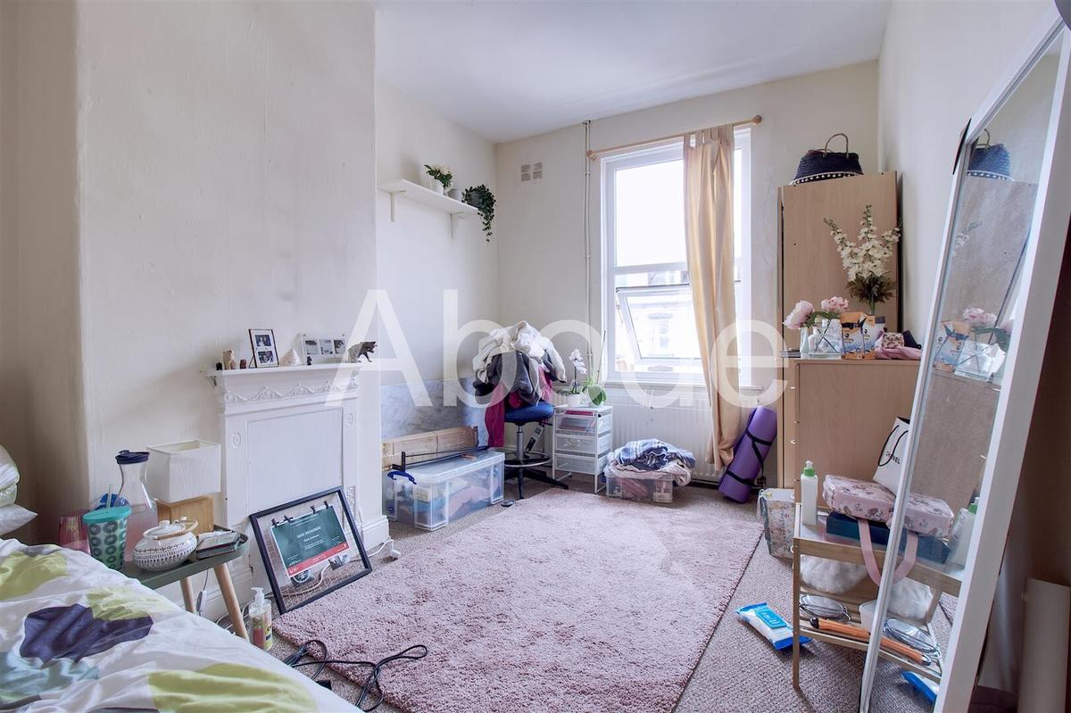 3 bedroom house for rent Royal Park Avenue Leeds, LS6 1EY | UniHomes