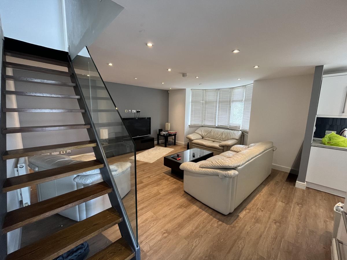 4 bedroom house for rent Ash Road, Leeds, LS6 3JF | UniHomes