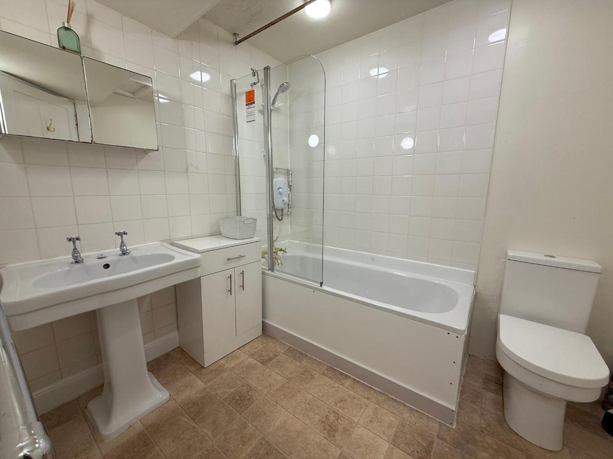 4 bedroom apartment for rent Marchmont Road Edinburgh, EH9 1HZ | UniHomes