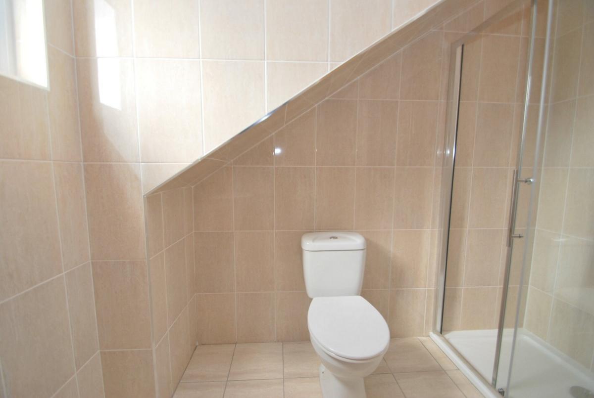 8 bedroom house for rent Cathays Terrace, Cardiff, CF24 4HU | UniHomes