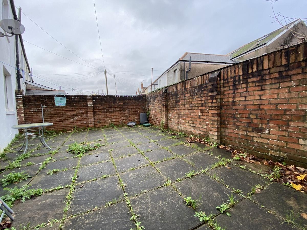 3 bedroom house for rent Maindy Road, Cardiff, CF24 4HP | UniHomes