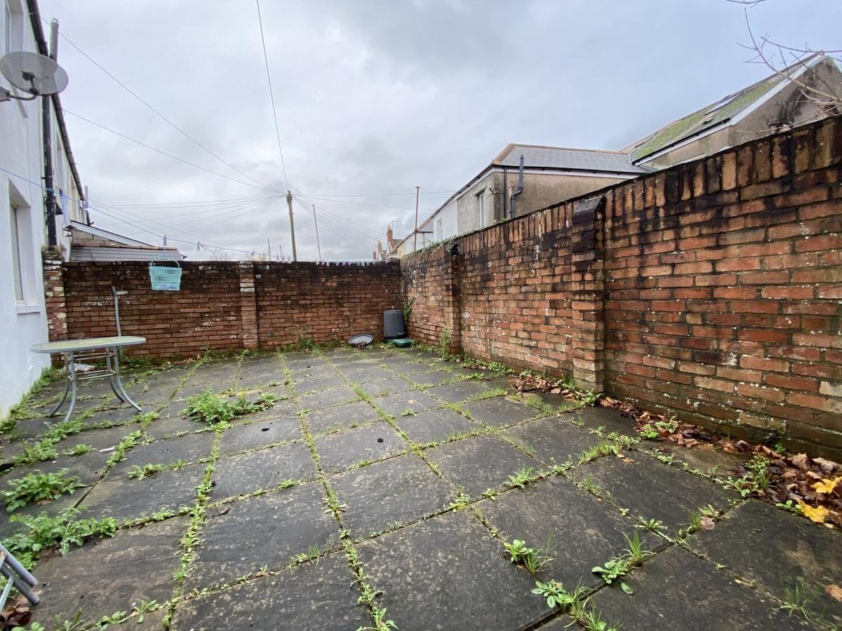 3 bedroom house for rent Maindy Road Cardiff, CF24 4HP | UniHomes