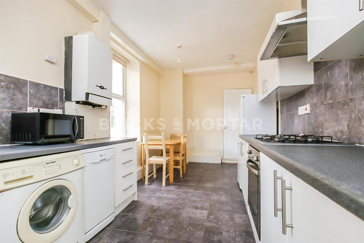 4 bedroom house for rent Osborne Avenue Newcastle, NE2 1JT | UniHomes