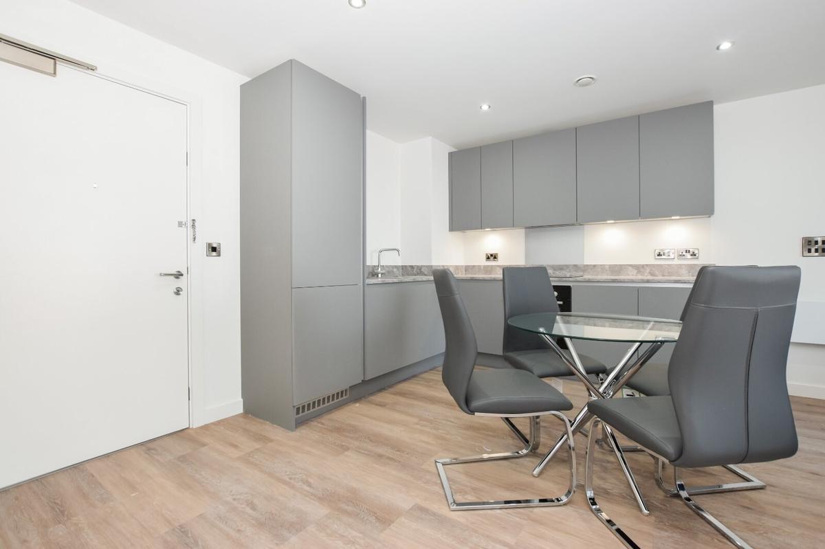 2 bedroom house for rent Oxygen Tower Manchester, M1 2FW | UniHomes