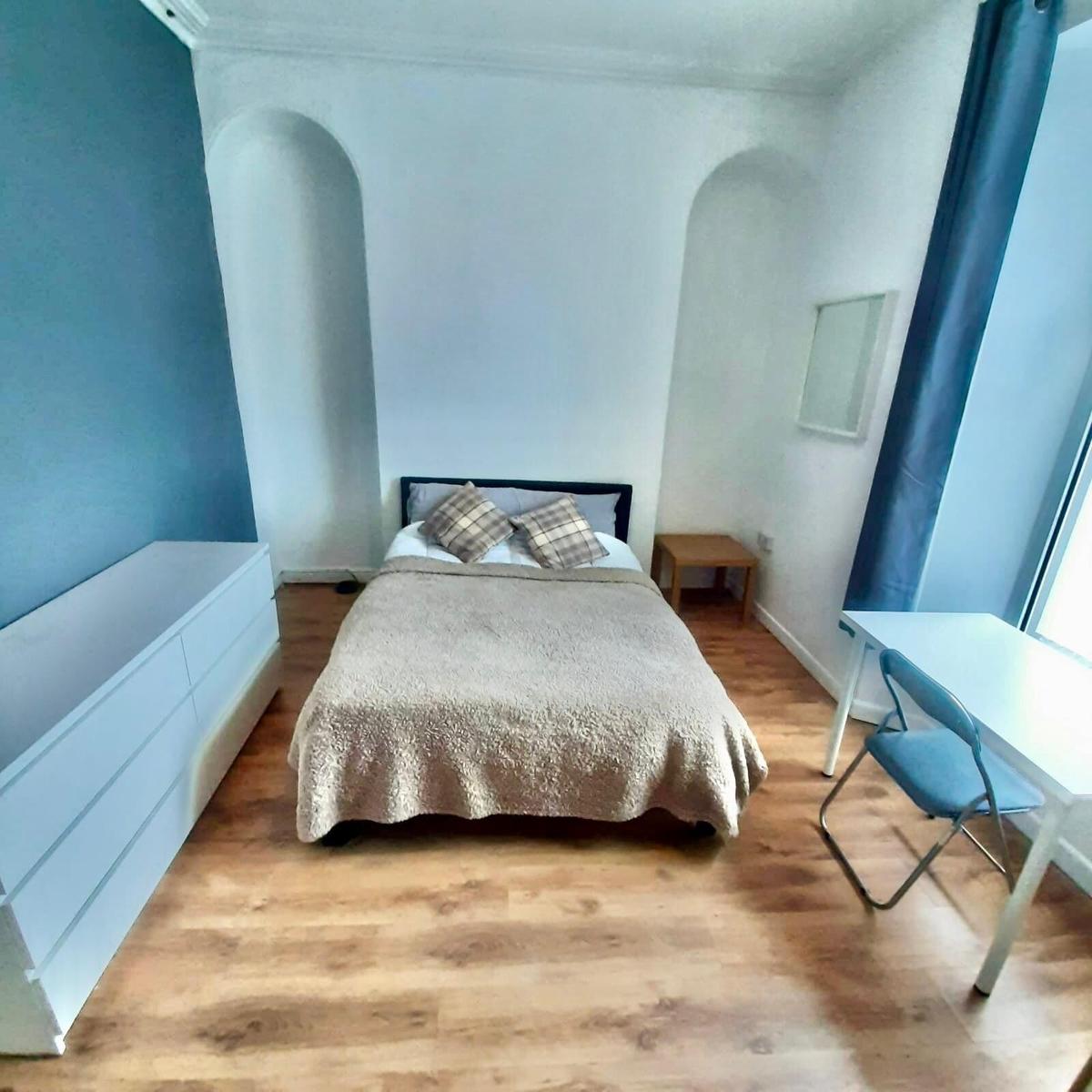 6 bedroom house for rent Brunswick Street Brunswick Swansea, SA1 4JP ...