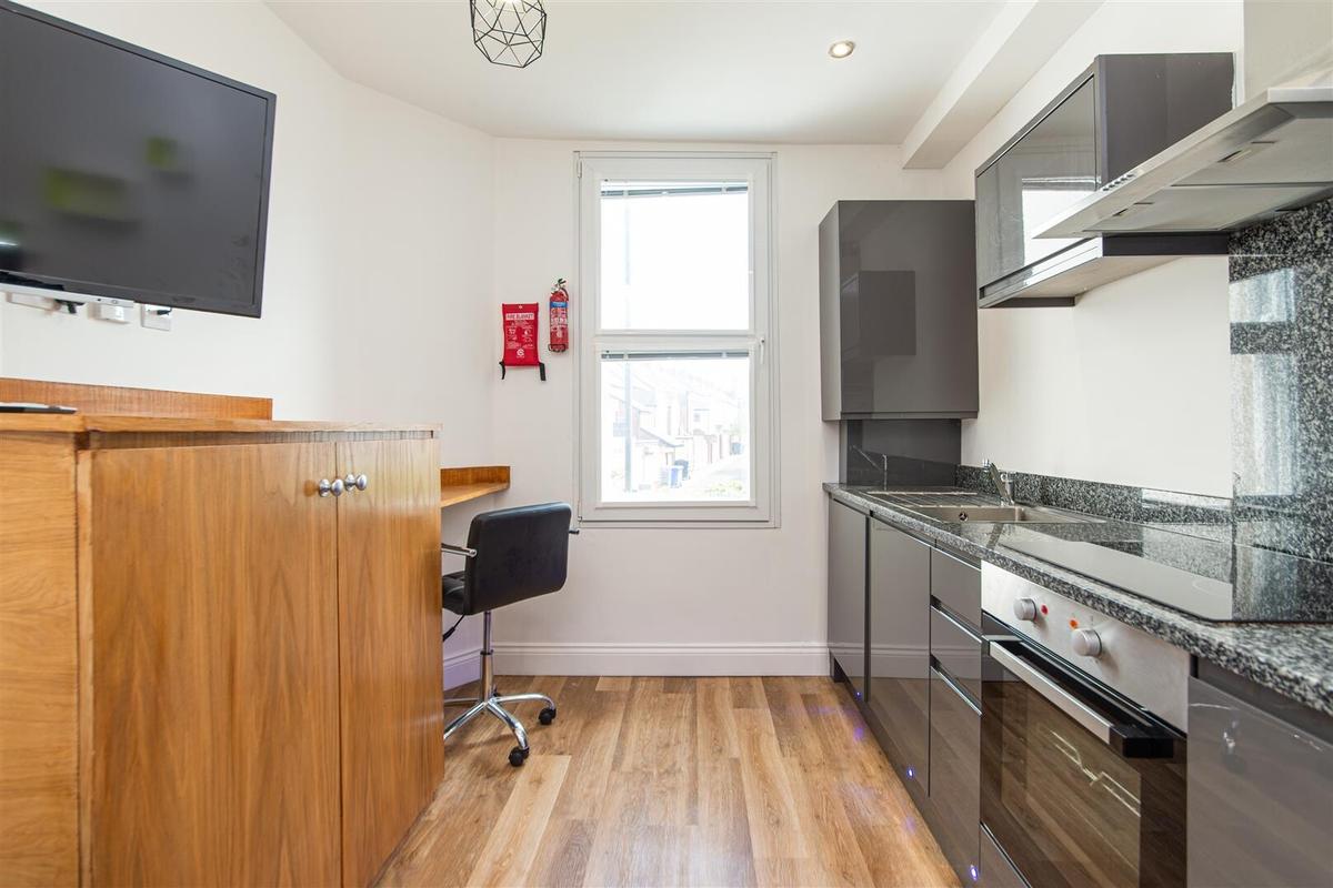 1 bedroom studio apartment for rent Osborne Terrace Newcastle, NE2 1NE ...