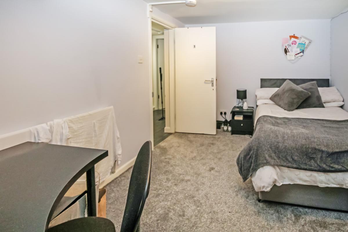 6 bedroom house for rent Langdale Terrace, Leeds, LS6 3DY | UniHomes