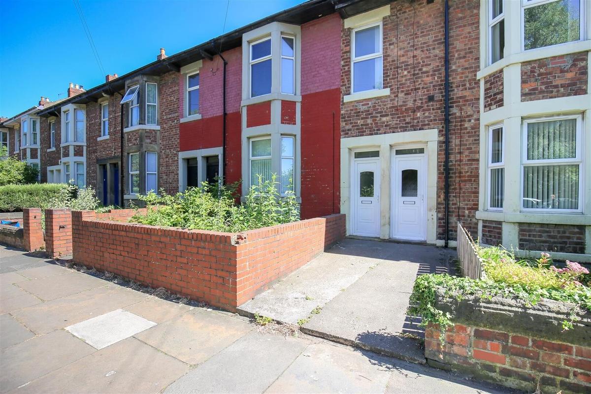 3 bedroom apartment for rent Stratford Grove West Newcastle, NE6 5BB ...