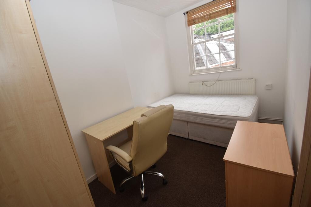 2 bedroom apartment for rent 44-48 Bath Street Leamington Spa, CV31 3AE ...