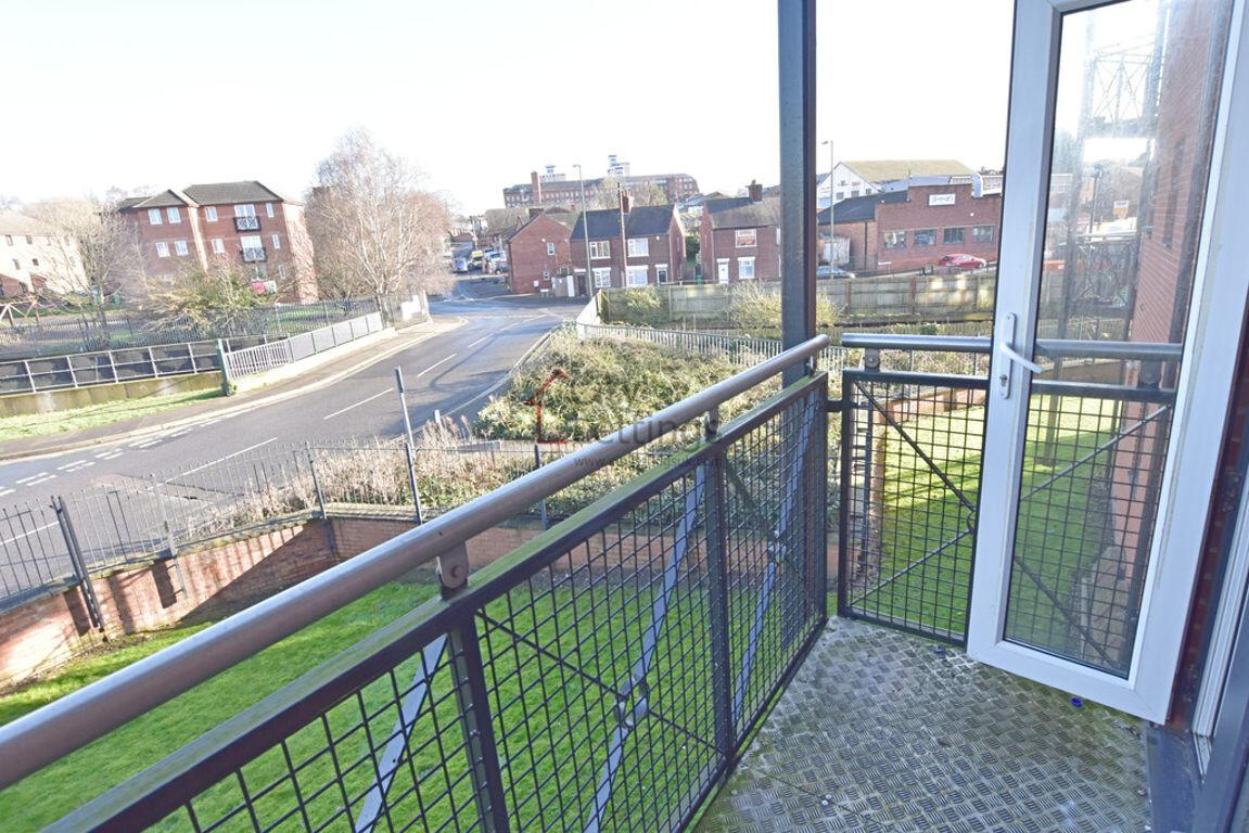 2 bedroom apartment for rent Templars Court, Nottingham, NG7 3GT | UniHomes