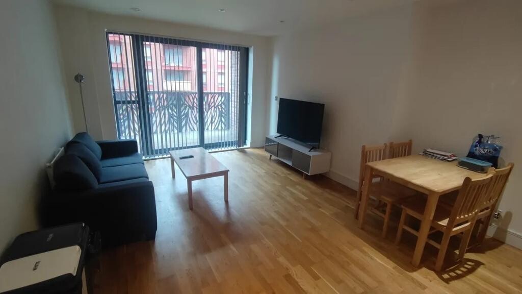 2 bedroom apartment for rent 139 Leven Road, London, E14 0LL | UniHomes