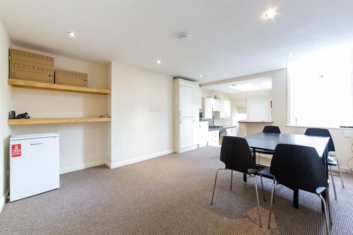 5 bedroom apartment for rent Newlands Road, Newcastle, NE2 3NT | UniHomes