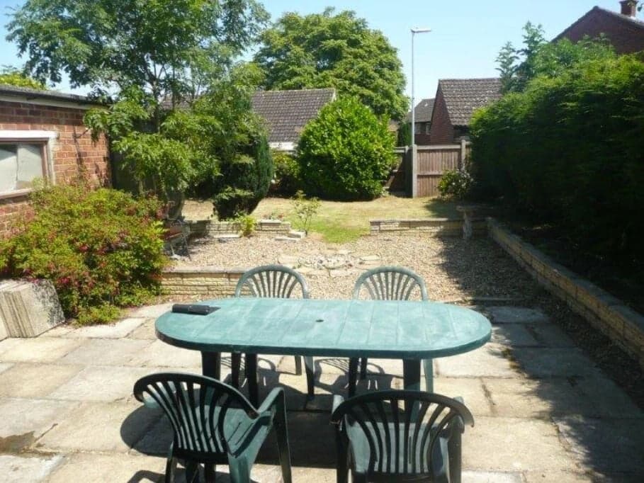 5 Bedroom House For Rent Walcot Close Norwich Nr5 9aj Unihomes